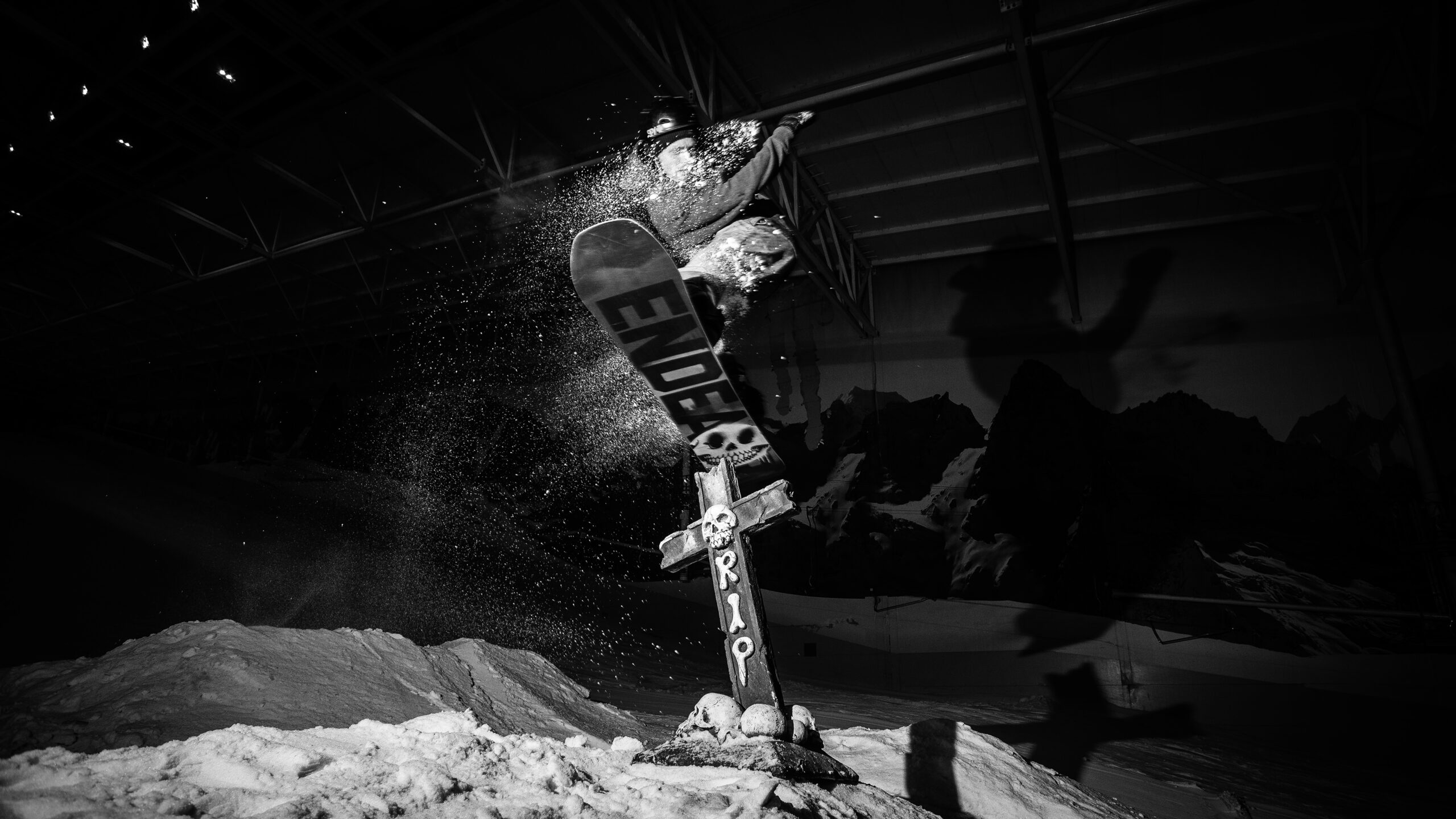 Chill Factore Ramp Night - Sports branding, design & advertising campaign Chill Factore Ramp Night - Sports branding, design & advertising campaign